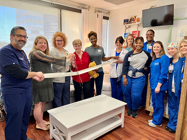 The Woman's Hospital of Texas and Alicia's Angels open family care room ...